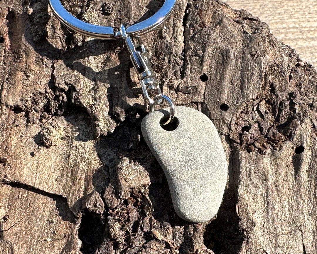 Hag Stone Key Chain - Real Beach Rock With Natural Hole Key Ring - Etsy