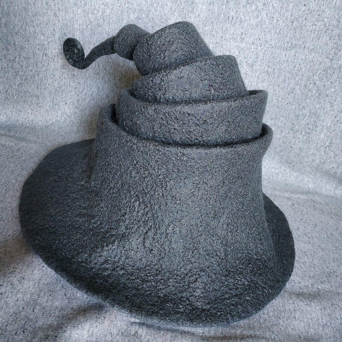 Wizard Felt Hat Magician Hat Felted Hat Wool Hat Black Witch - Etsy