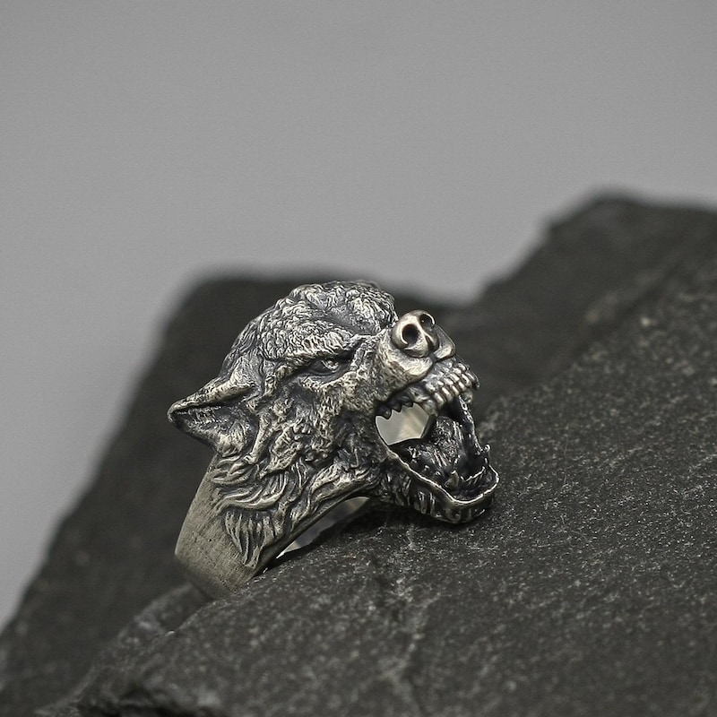 Wolf Ring - Etsy