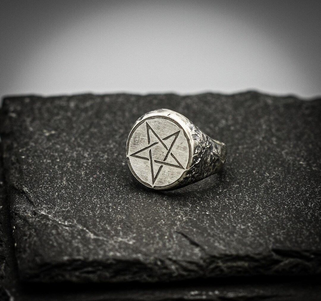 Pentagram Sterling Silver Round Signet Ring - Etsy