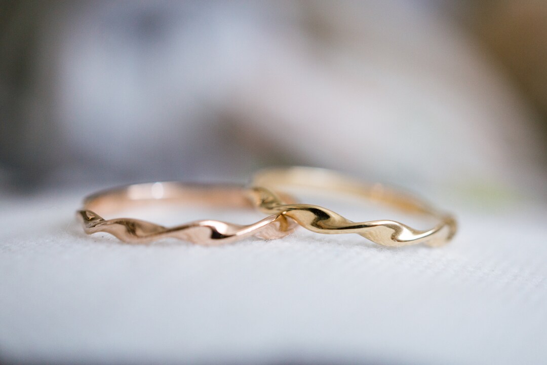 Mobius Ring Solid 14k 18k Gold Twist Wedding Band Ring Rose Gold Möbius ...