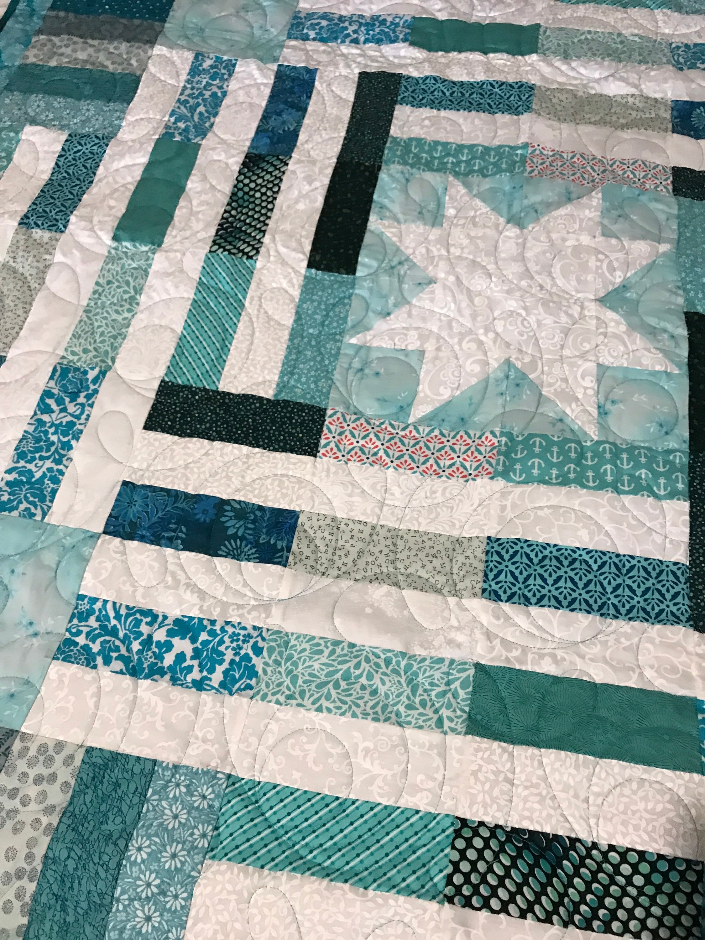 Agua Star Lap Quilt - Etsy
