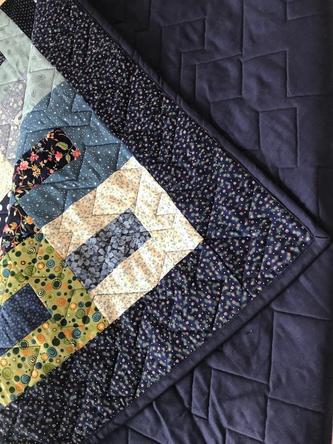 Blue in and Out Lap Quilt - Etsy