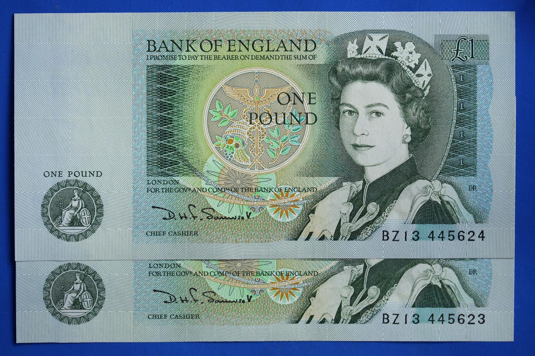 2x 1981 Bank of England One Pound 1 Pound Somerset Prefix "bz13 ...