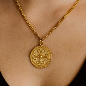 Roman Filigree Scroll Pendant - Gold Plated With Information Card ...