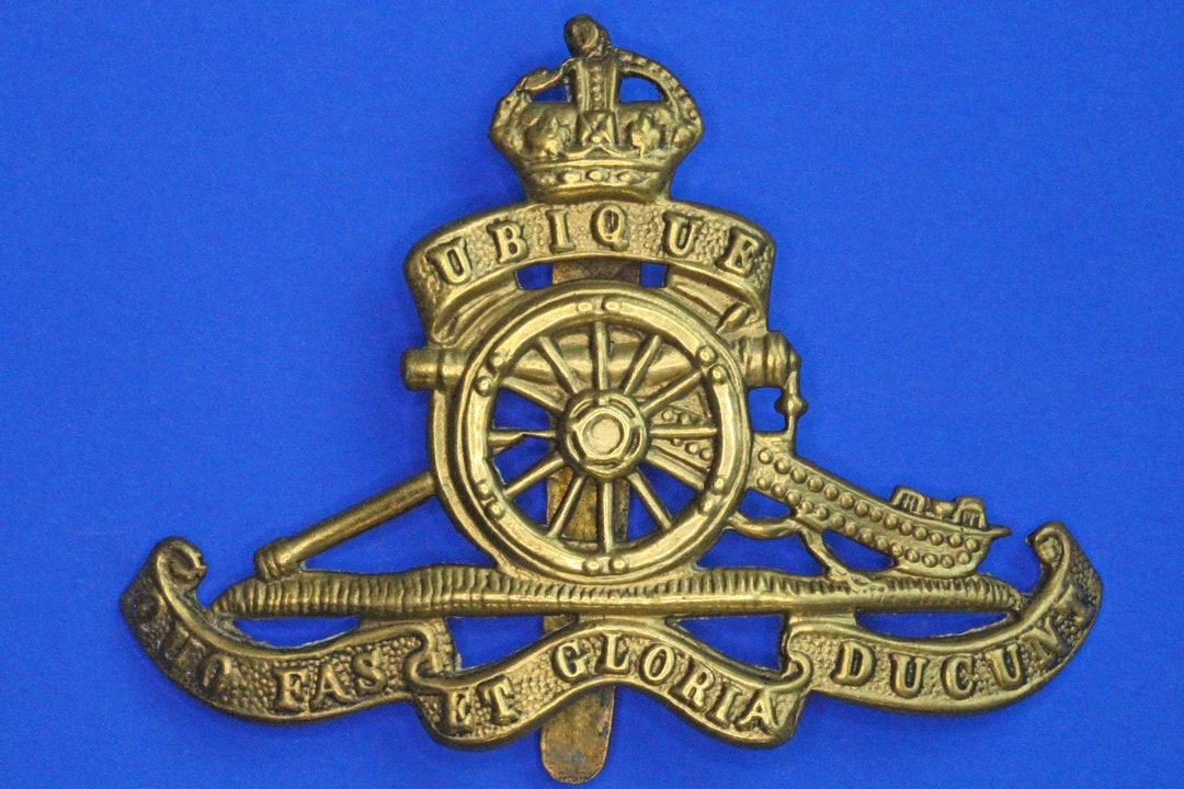 British Army Vintage World War 1 WW1 Artillery Regiment Cap Badge 12/23 ...