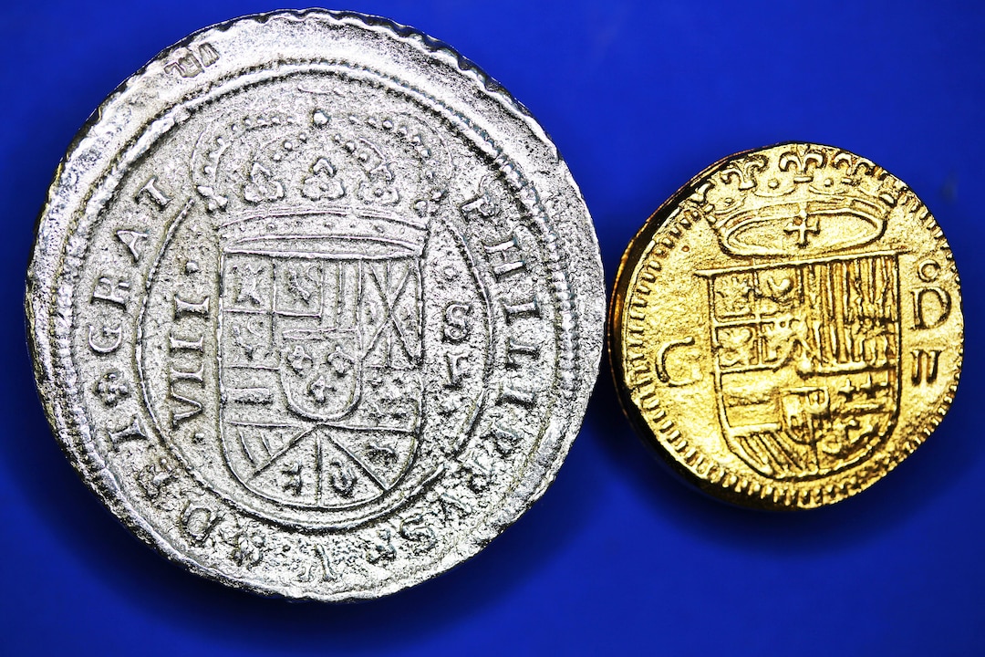 REPRODUCTION, Replica - Gold Doubloon Spanish Colonial 2 Escudos 16th C ...