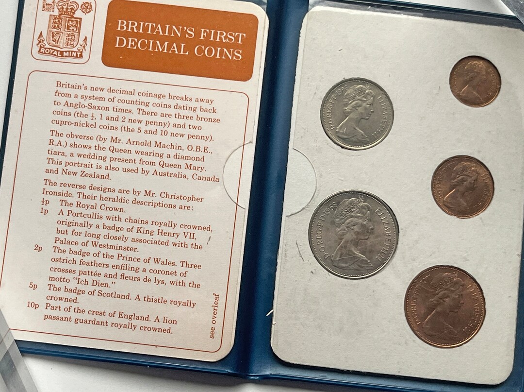 Elizabeth II Coin Set, Britain's First Decimal Coin Set, Half Penny to ...