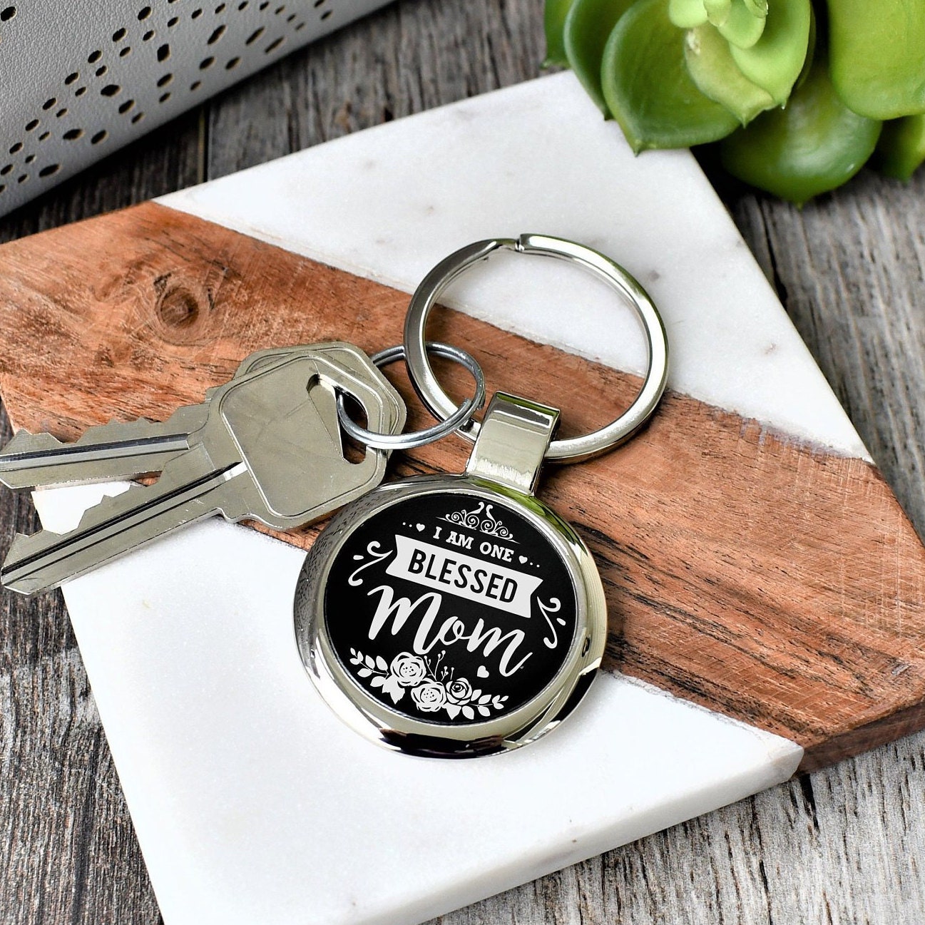 Metal Engraved Keychain Custom Keychain for Mom - Etsy
