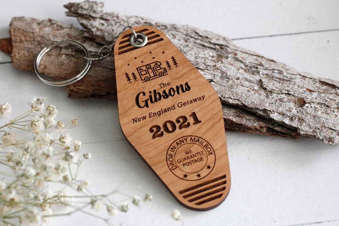 Retro Wooden Keychain / Vintage Style / Motel Keychain / Personalized ...