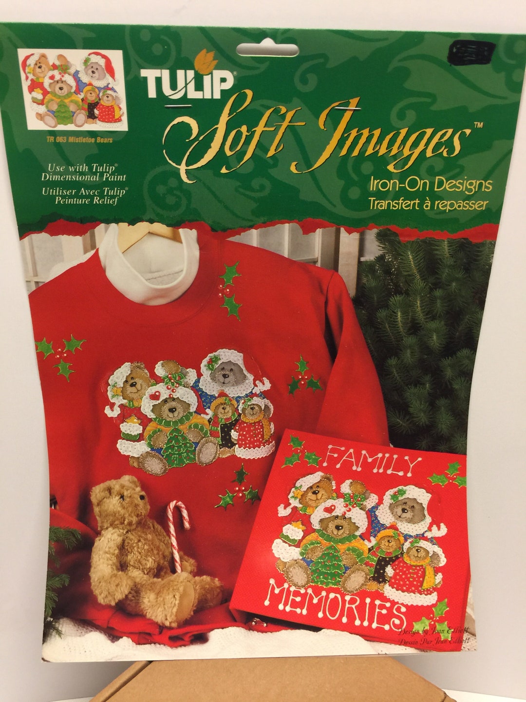 Vintage Christmas Mistletoe Bears Iron-on Transfer - Tulip Soft Images ...
