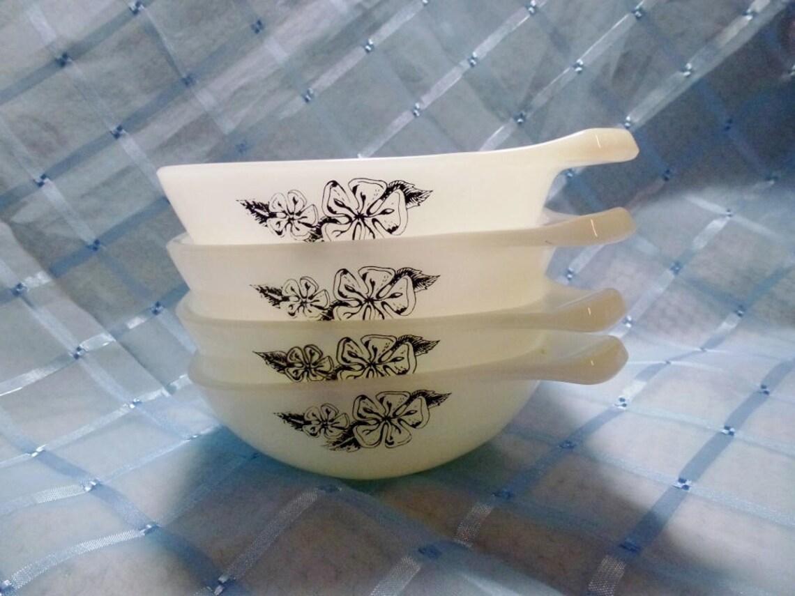 Vintage Crown Pyrex Ramekin/dessert Bowls Set of 4 - Etsy Australia