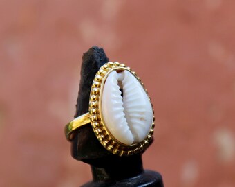 Cowrie Shell Ring | Etsy