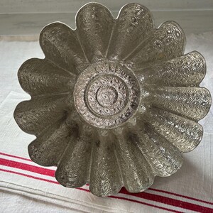 A Vintage French Brioche Tin 21.5 Cm Embossed Metal French Baking Tin ...