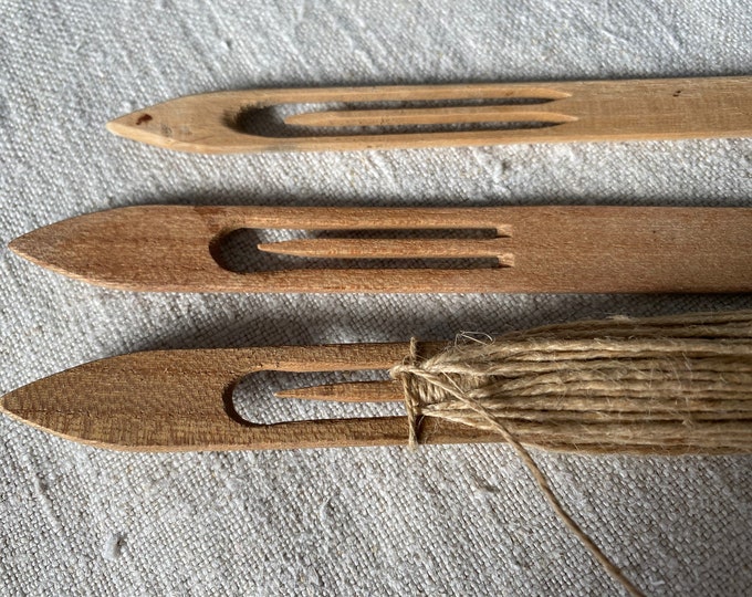 Three Wooden Vintage French Fish Net Mending Shuttles Netting Needles ...