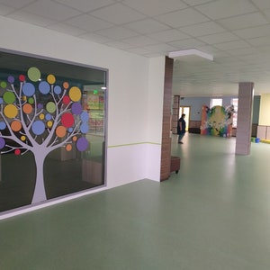 Tree Classroom Photo Display Wall Decal, School Students Family Vinyl ...