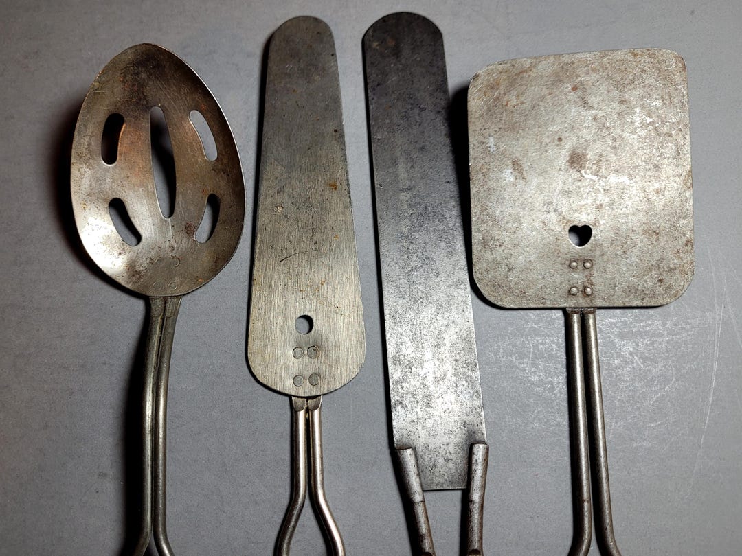 Vintage Rumford Farmhouse Kitchen Utensils, Wholesome Baking Powder ...