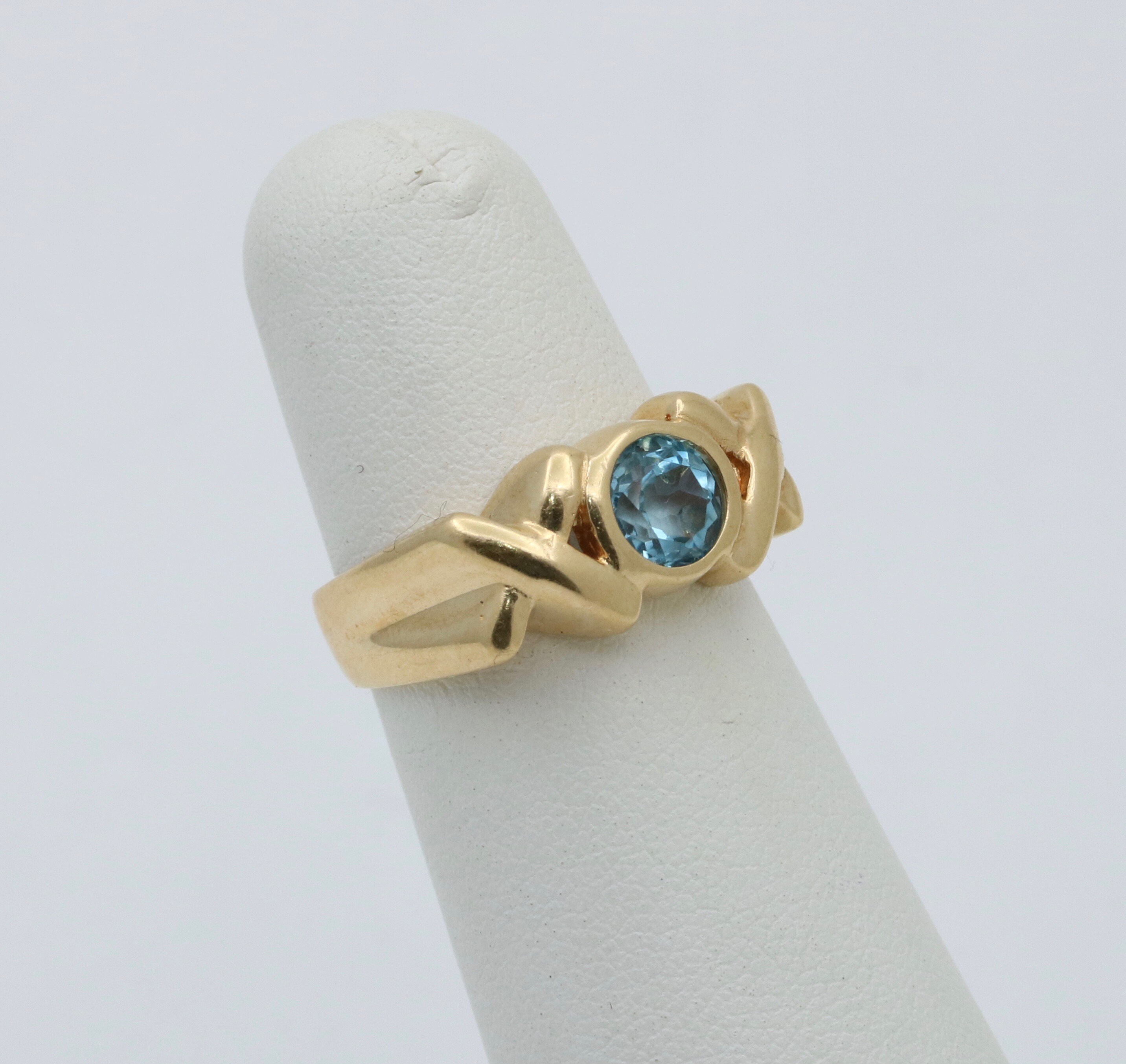 Vintage Blue Topaz and 14K Gold XOXO Ring - Etsy