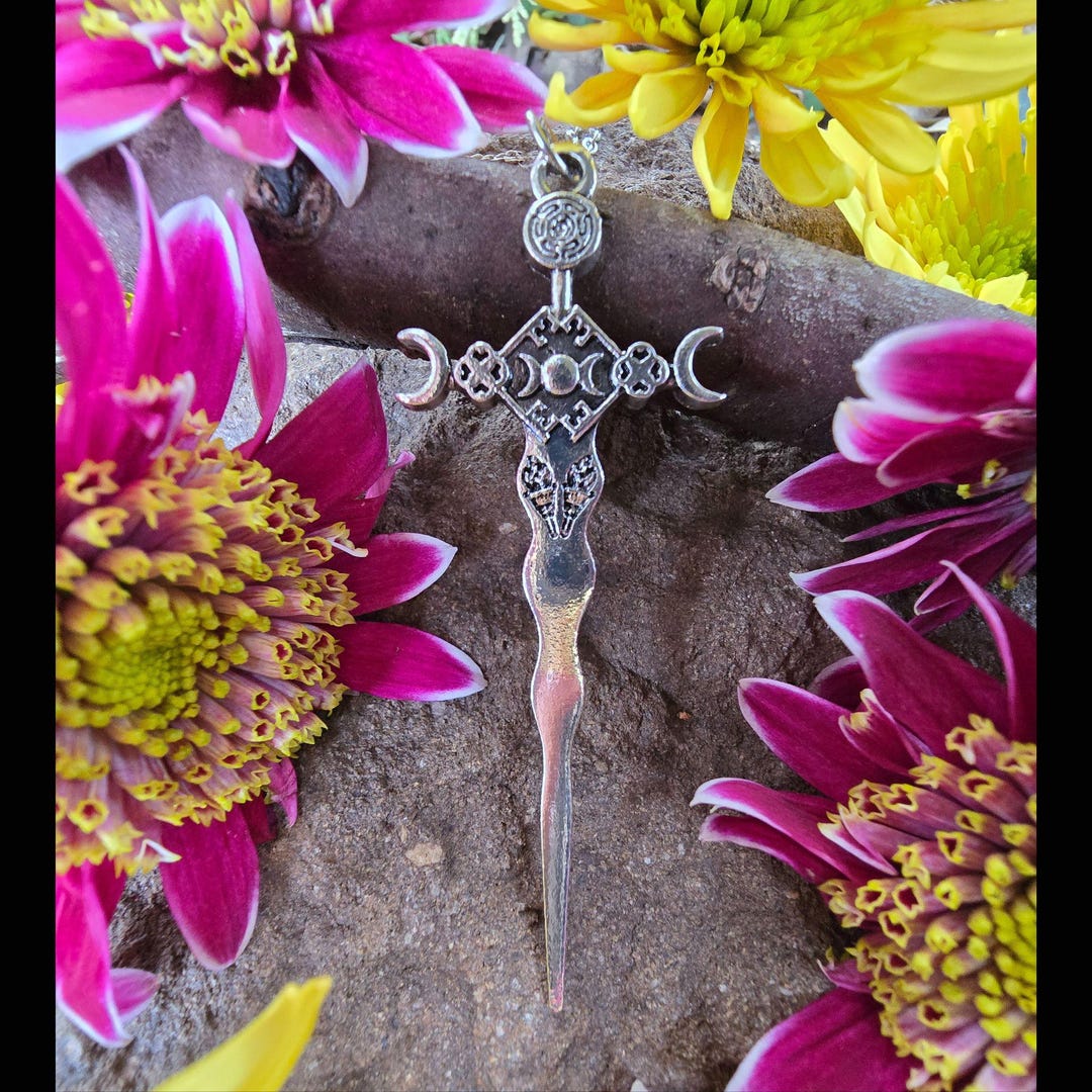Hekate Pendant, Hecate Amulet, Sword Dagger Pendant, Witch Gift, Witchy ...