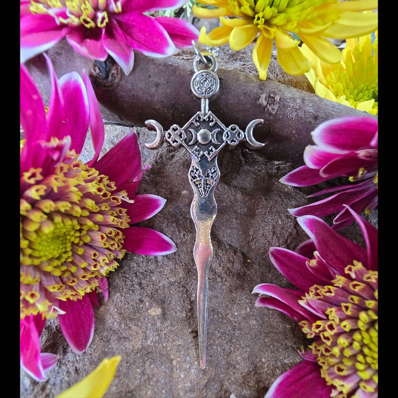 Hekate Pendant, Hecate Amulet, Sword Dagger Pendant, Witch Gift, Witchy ...