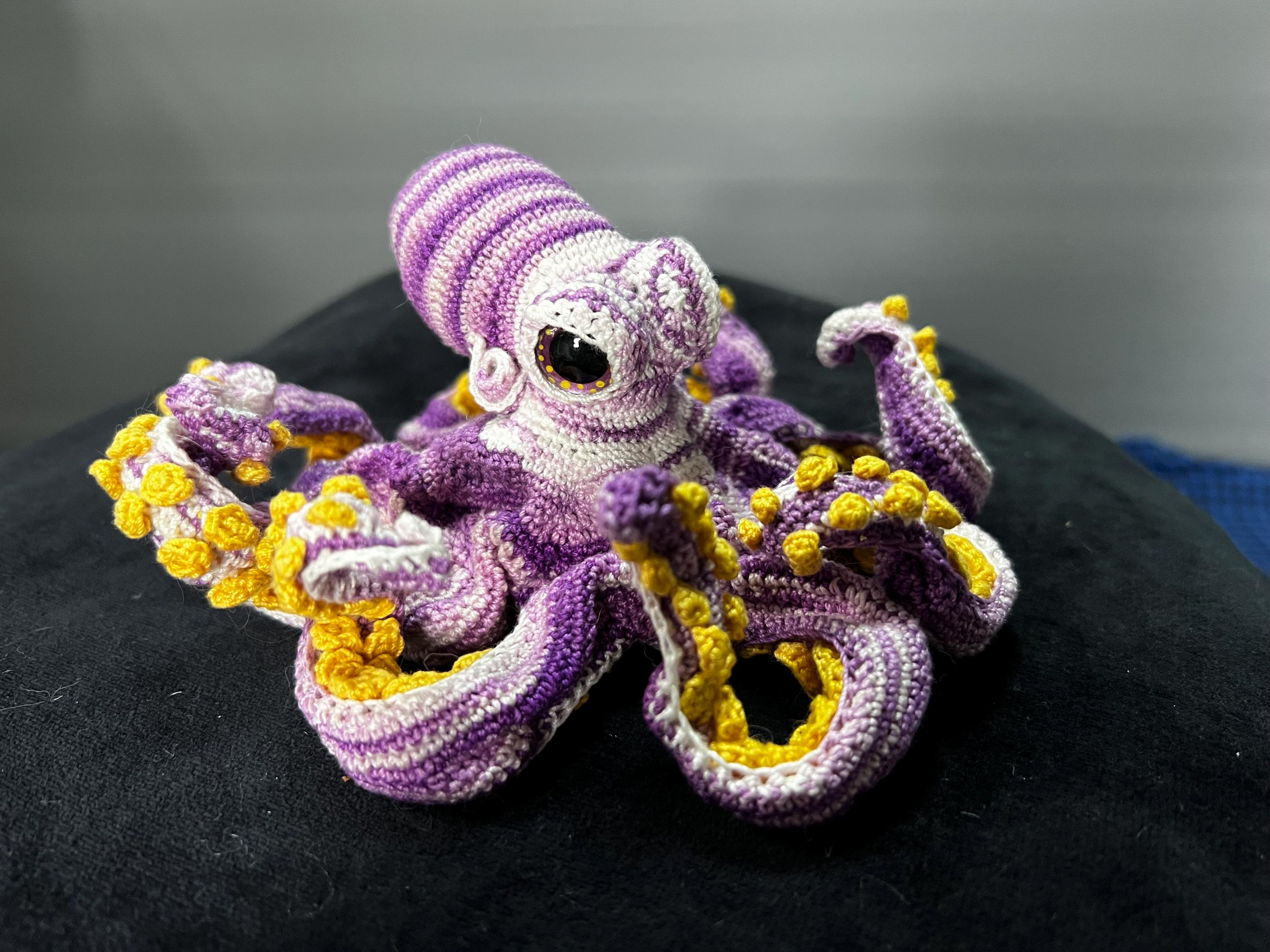 Micro Realistic Octopus - Etsy