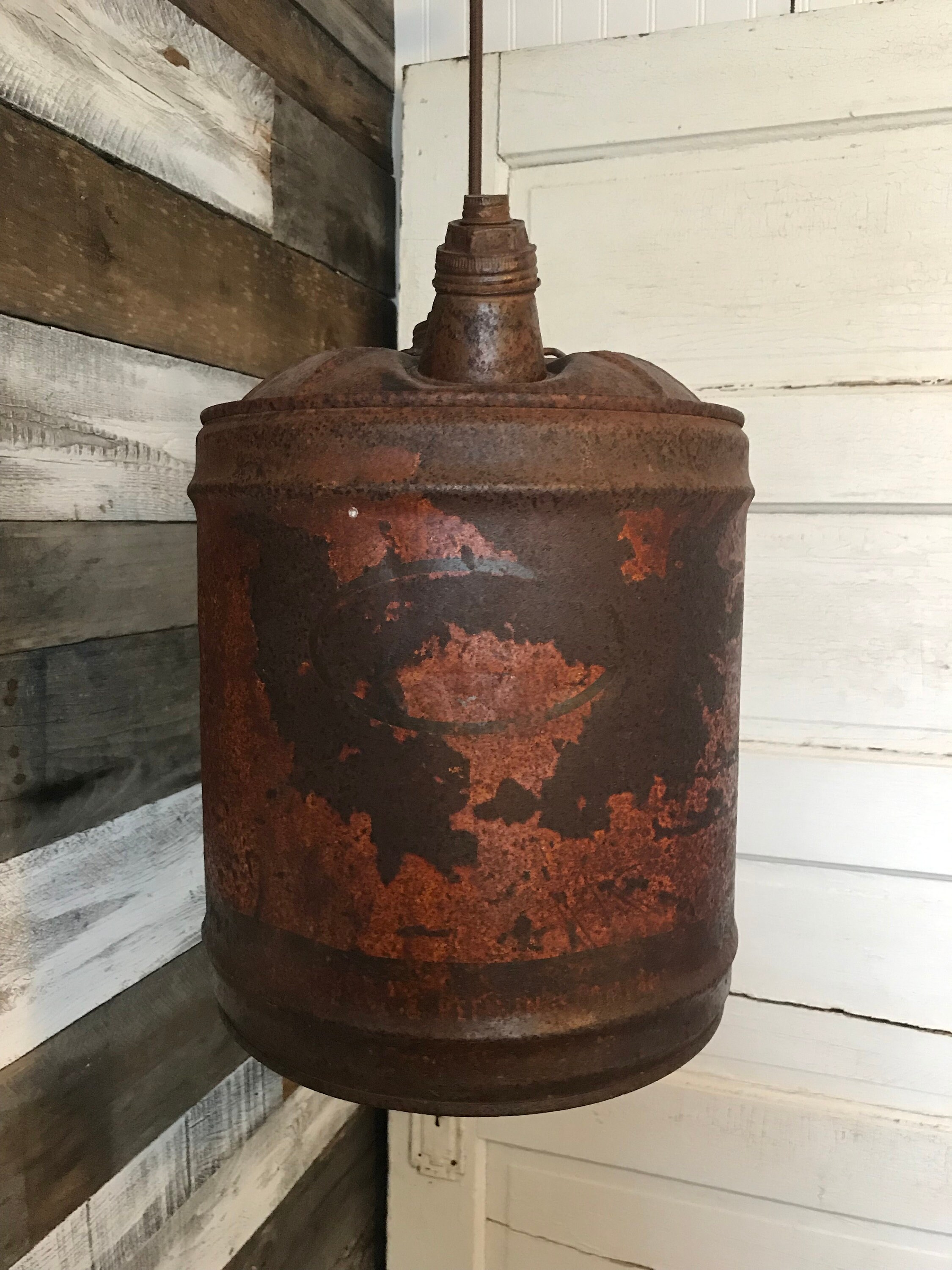 Vintage 5 gallon Oil Can Pendant Light - Etsy 日本