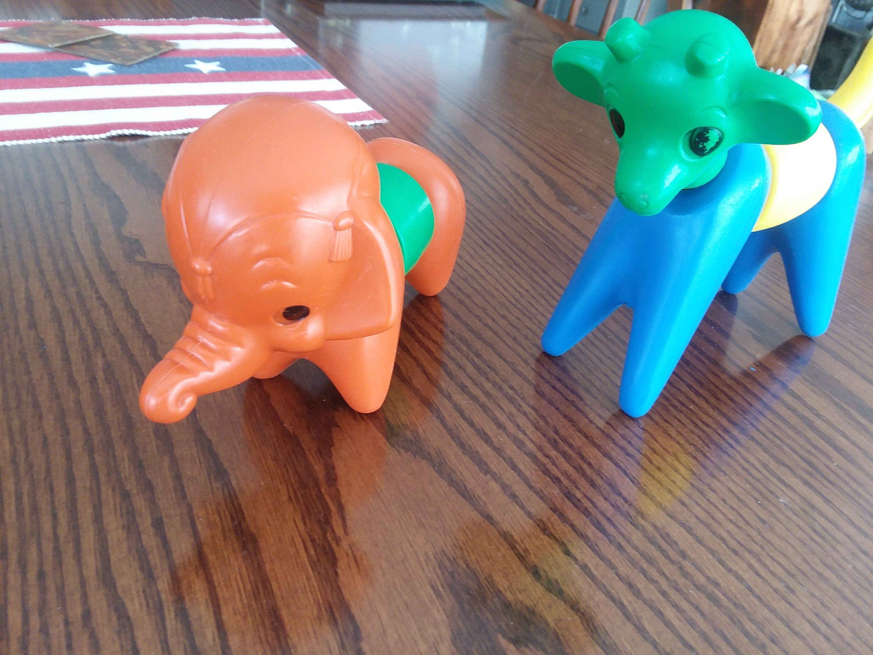 Toys Building & Construction Giraffe & Elephant SOLD AS PICTURED ...