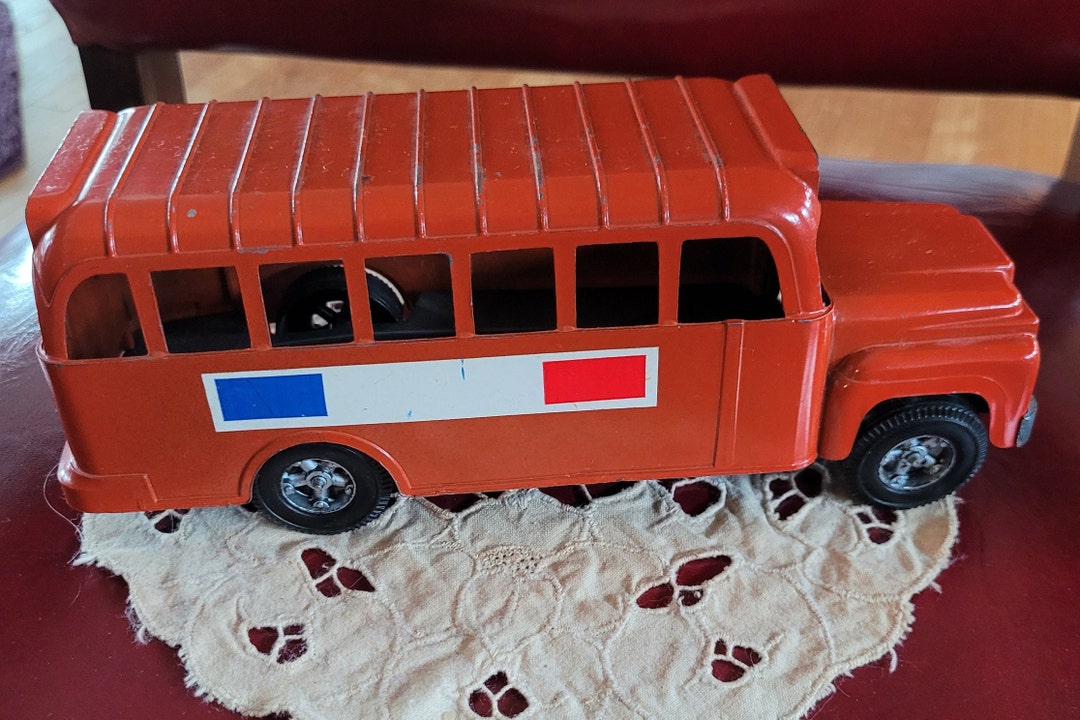 Hubley Pressed Metal Red/orange School Bus W/side Decals - Etsy