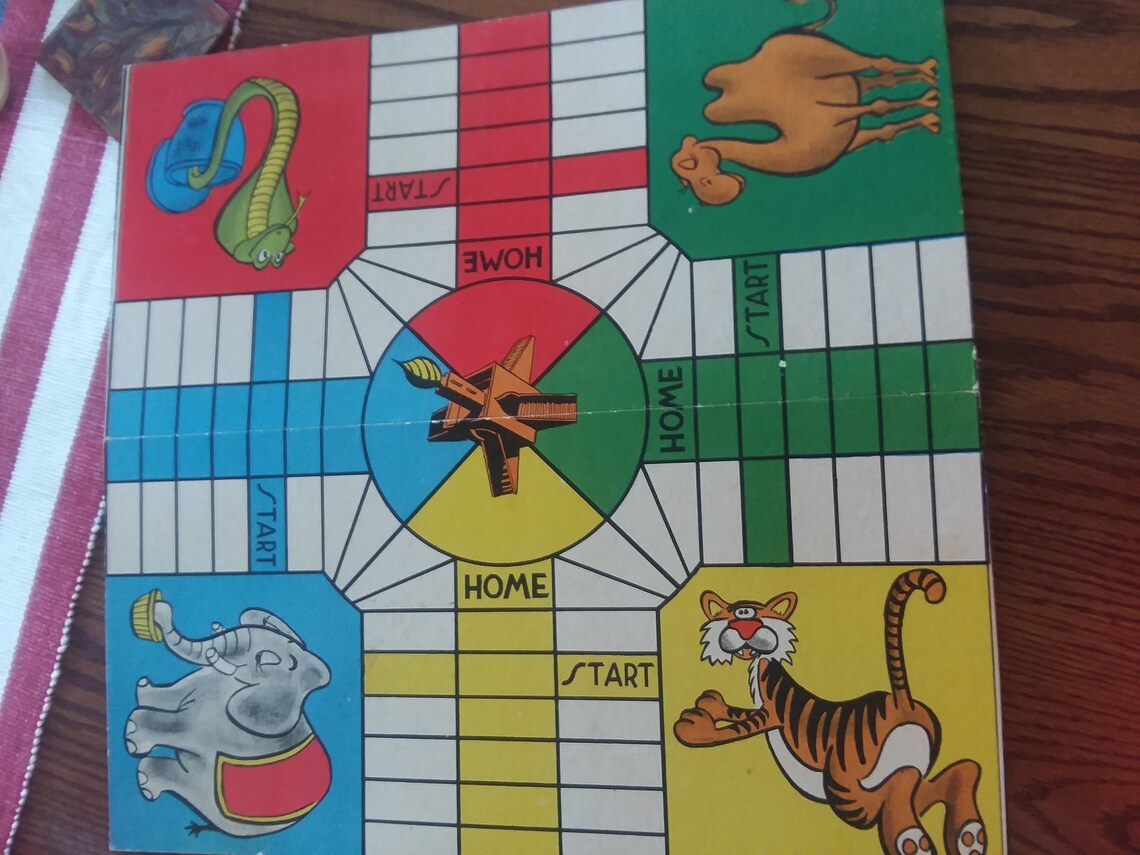 Pachisi Game of India Vintage Board Game | Etsy