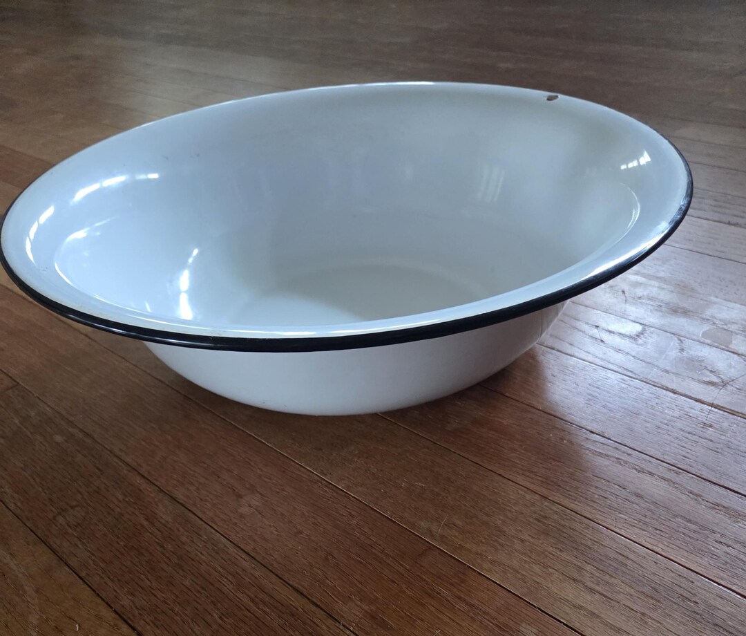 White Enamelware Wash Basin/bowl W/black Rim - Antique - Etsy