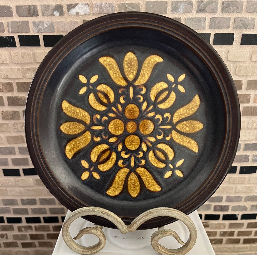 Retro Stoneware Vintage Dinner Plates Set of 3 7.5 Plates in Costa ...