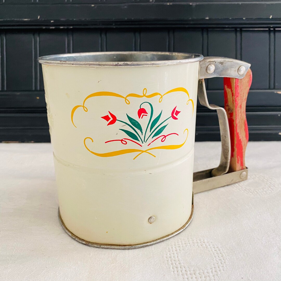 Vintage Androck Hand-i-sift Decorative Triple Screen Sifter - Etsy