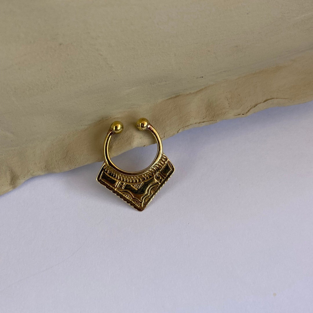 Gold Fake Septum Ring, Tuareg Style Edgy Fake Nose Ring, Triangle Spiky ...