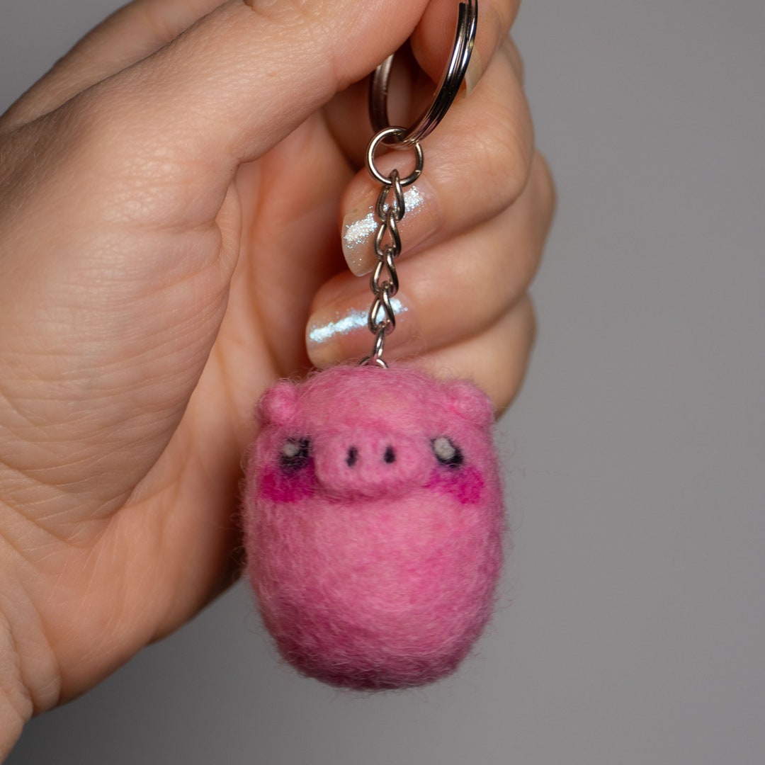 Needle Felted Handmade Pig Keychain - Etsy