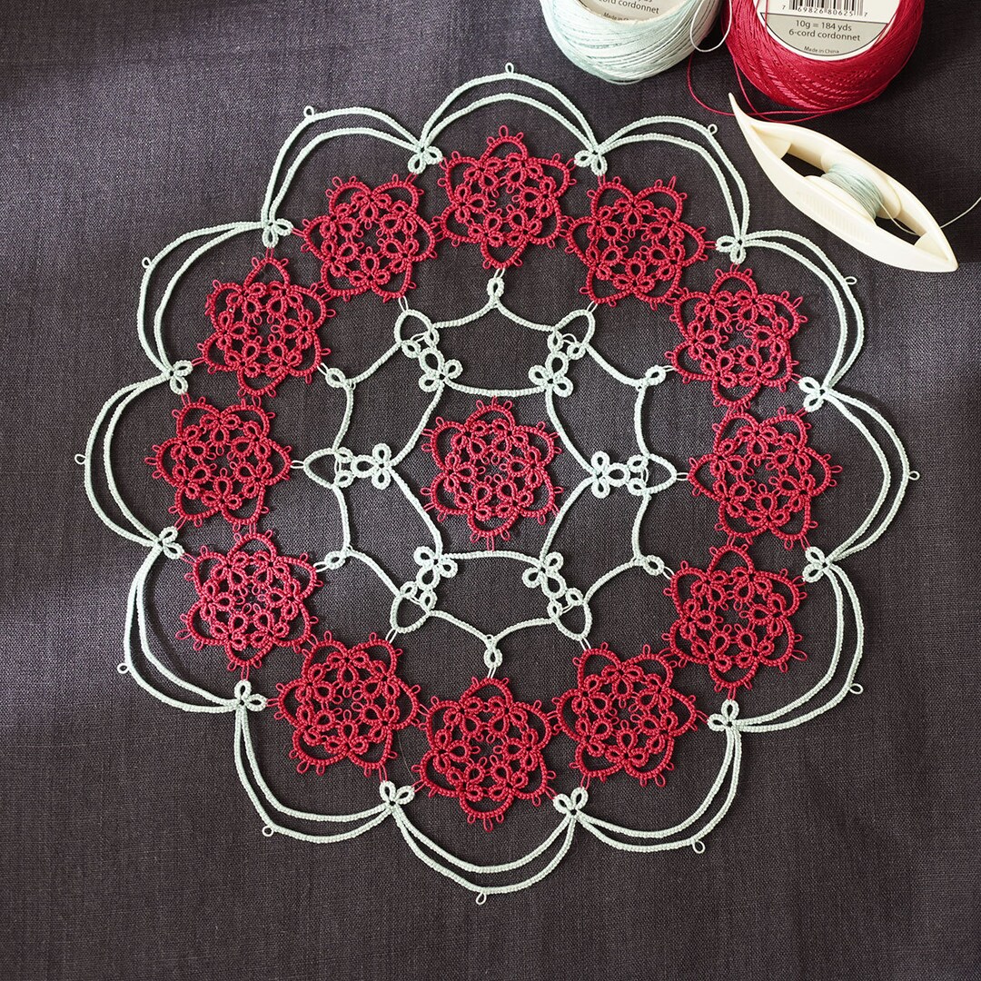 Tatting Pattern Roses Floating on the Lake Doily PDF File Downlode - Etsy