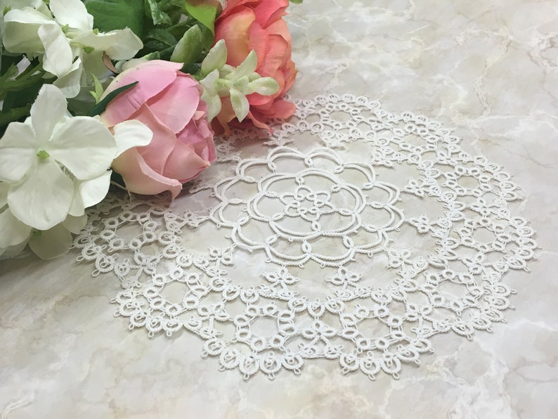 Tatting Lace Pattern Arch of Roses Doilypdf File Downlode - Etsy