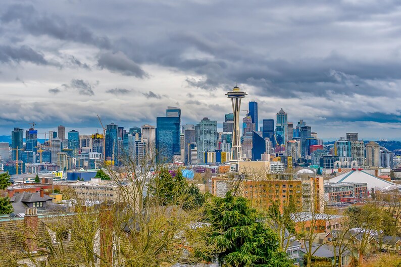 Seattle Skyline From Kerry Park Featuring the Iconic View of the Space ...
