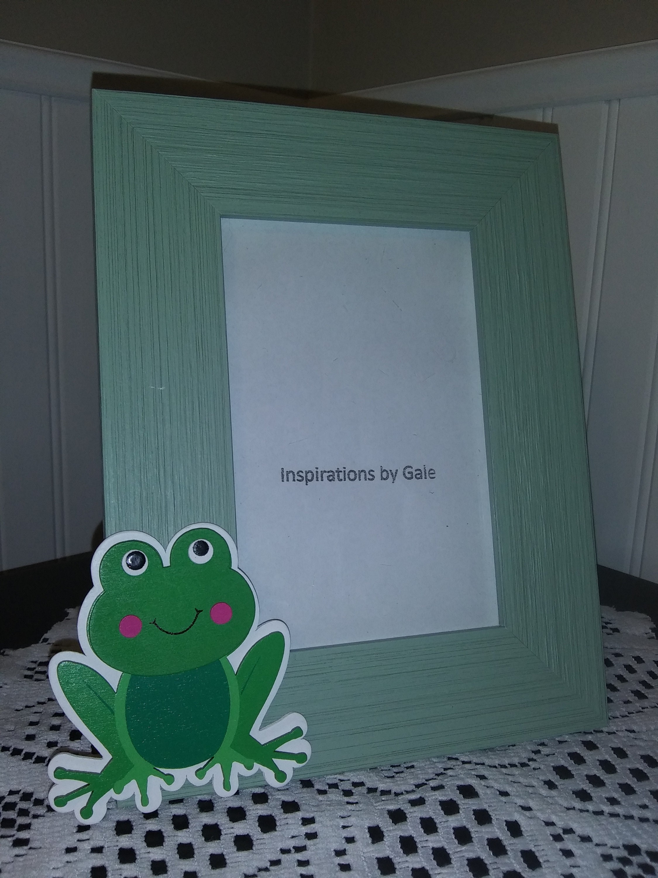 Sitting Frog Picture frame | Etsy