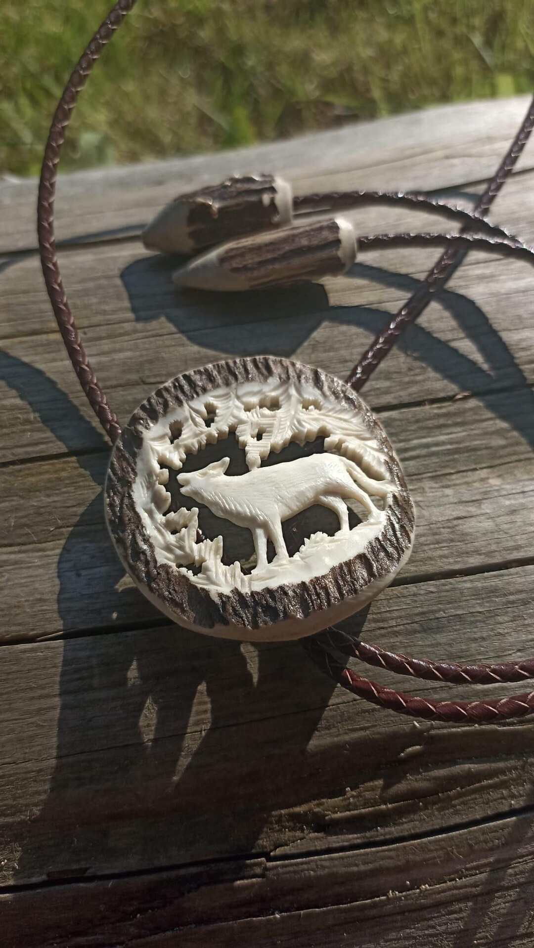 Hand-carved Wolf Antler Bolo Tie – Sustainable Antler Jewelry - Etsy
