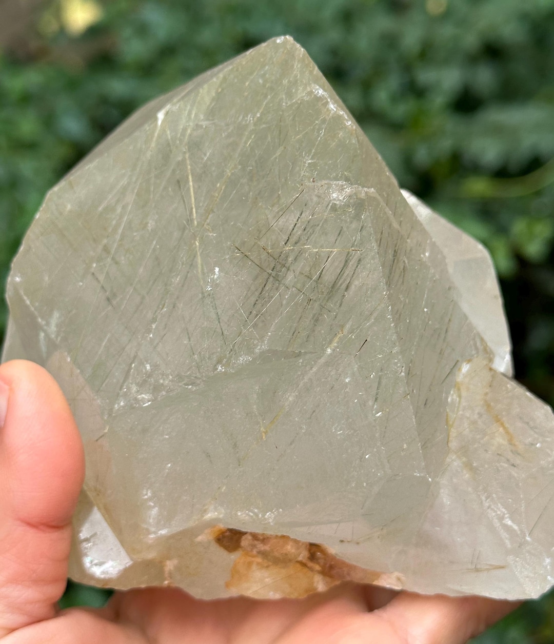 Natural Shining Growth Interference Quartz Crystal With Green Rutile ...