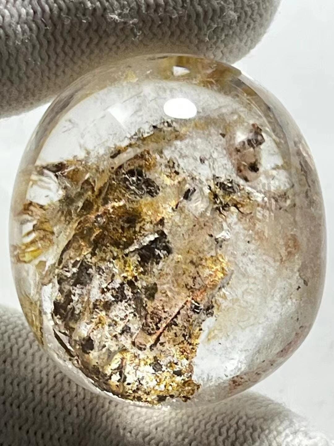 Mineral Melting Grow With Clear Crystal Quartz,air Bladder With Moving ...