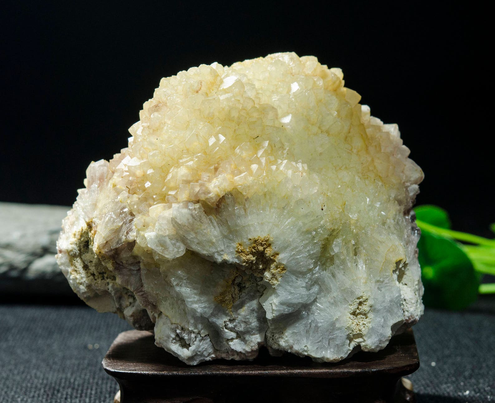 Extra Large Crystal Cluster/quartz Cluster/clear Crystal - Etsy