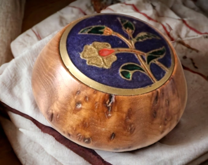 Ornamental Rustic Decorative Woodturned Elm Burr Pot With Decorative ...