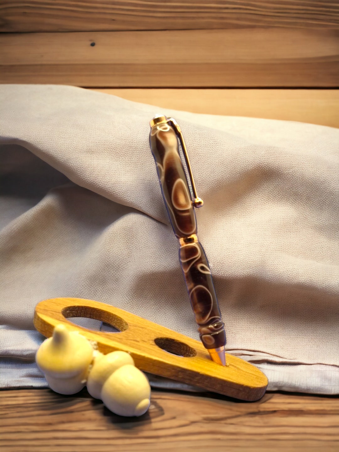 Polished Turned Colourful Swirl Creative Artistic Plum Acrylic Twist ...