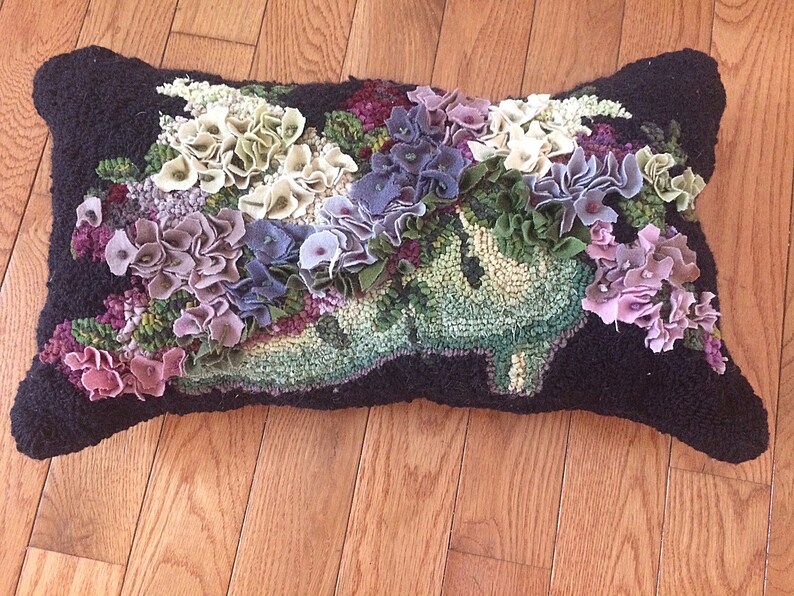 Rug Hooking Pattern victorian Shoe PAPER PATTERN Gridded - Etsy