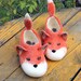 Red fox slippers handmade eco wool flat shoes/toy natural | Etsy