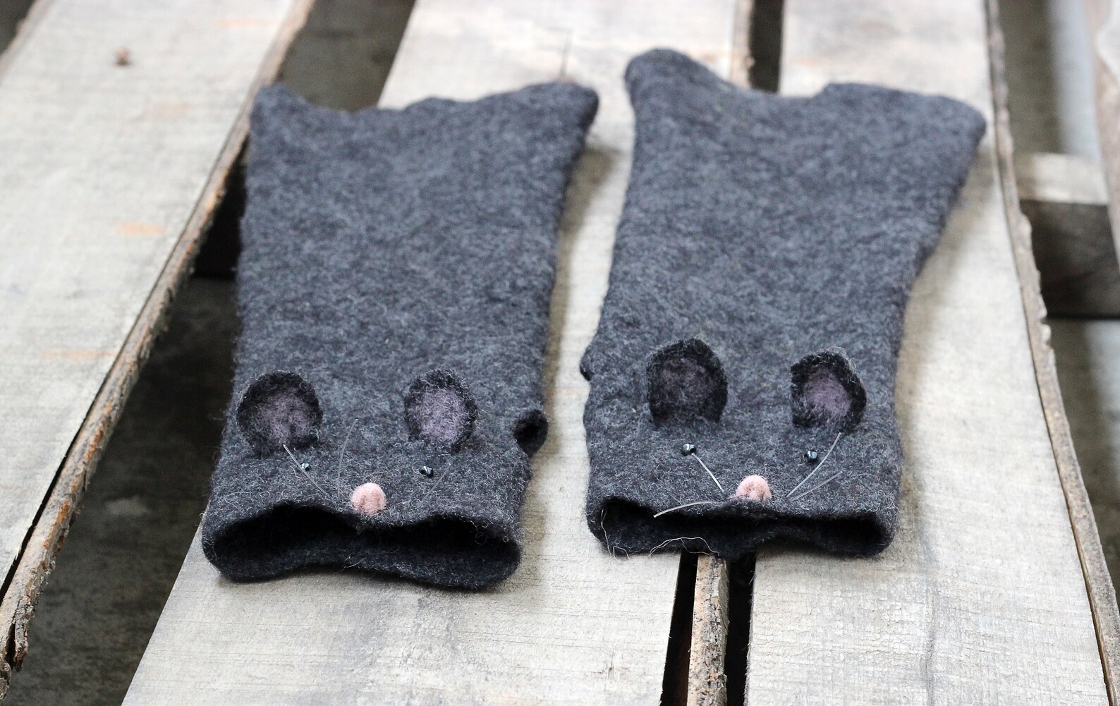 Dark Grey Mouse All Seasons Felted Mittens Natural Felted - Etsy