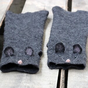 Dark Grey Mouse All Seasons Felted Mittens, Natural Felted Wool, Women ...