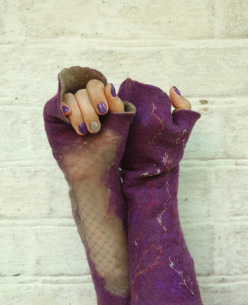 Two-sided Purple-creamy Felted Netting Mittens. Natural Wool - Etsy