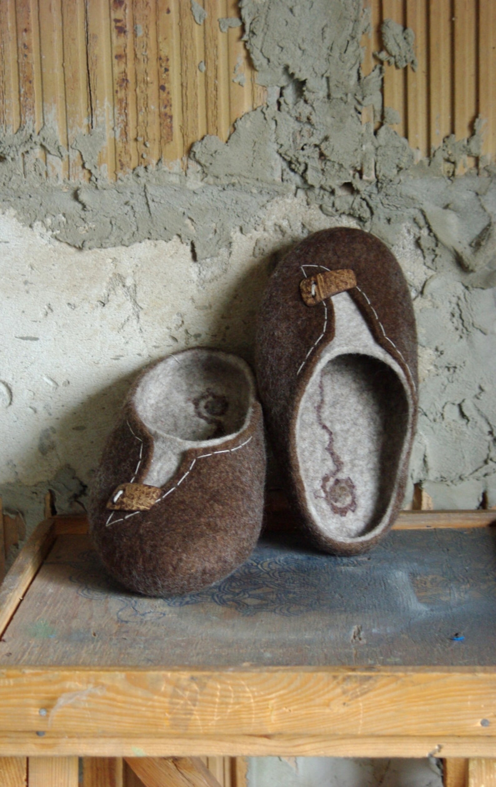 Felted Slippers for Man With Handmade Coconut Buttons, Big Sizes ...